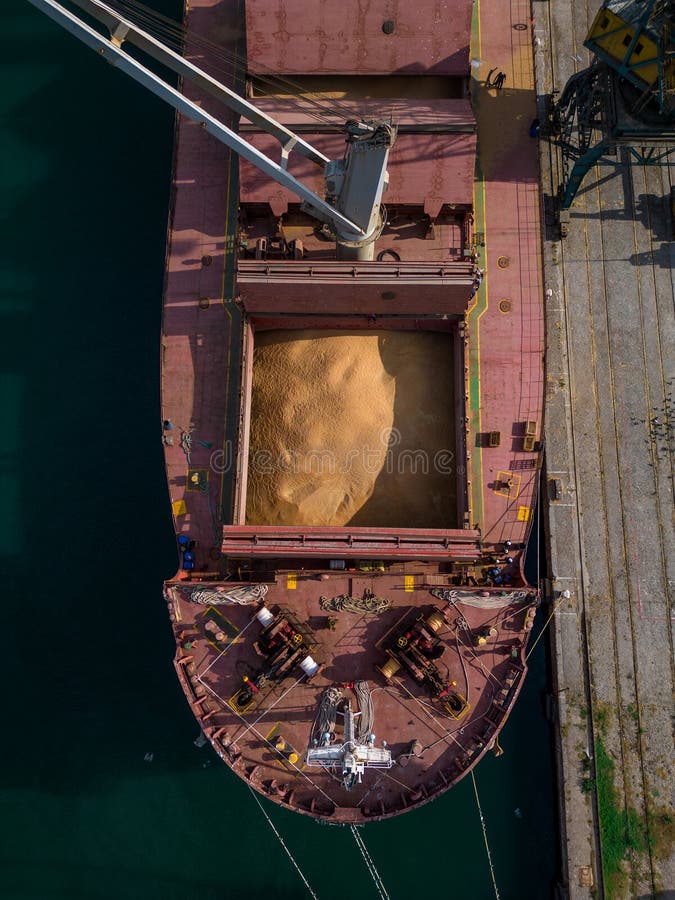 1,330 Bulk Grain Cargo Ship Stock Photos - Free & Royalty-Free Stock ...