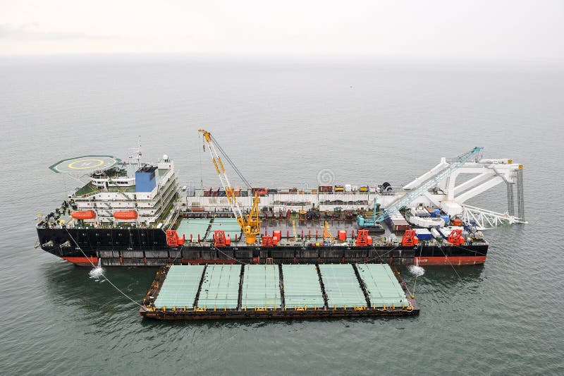The pipelaying barge stock photo. Image of laying, bulk - 101671372