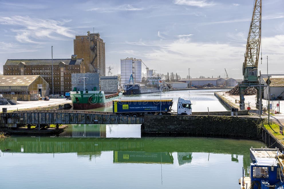 Cargo Ship Unloading at Sharpness Docks in Gloucestershire, UK Editorial Photography - Image of ...