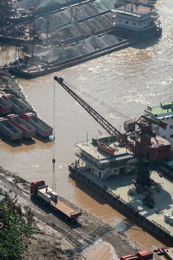 Cargo Ship Unloading on Yangtze River Under Blue Sky Editorial Stock ...
