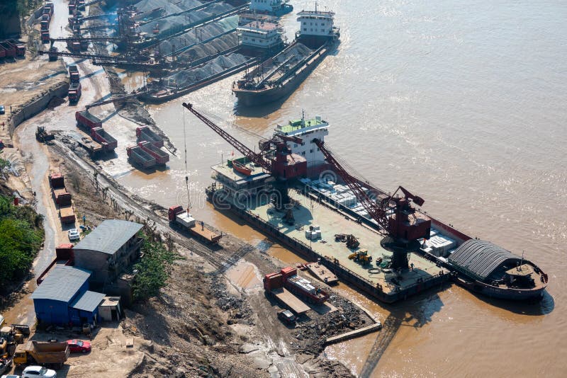 Cargo Ship Unloading on Yangtze River Under Blue Sky Editorial Image ...