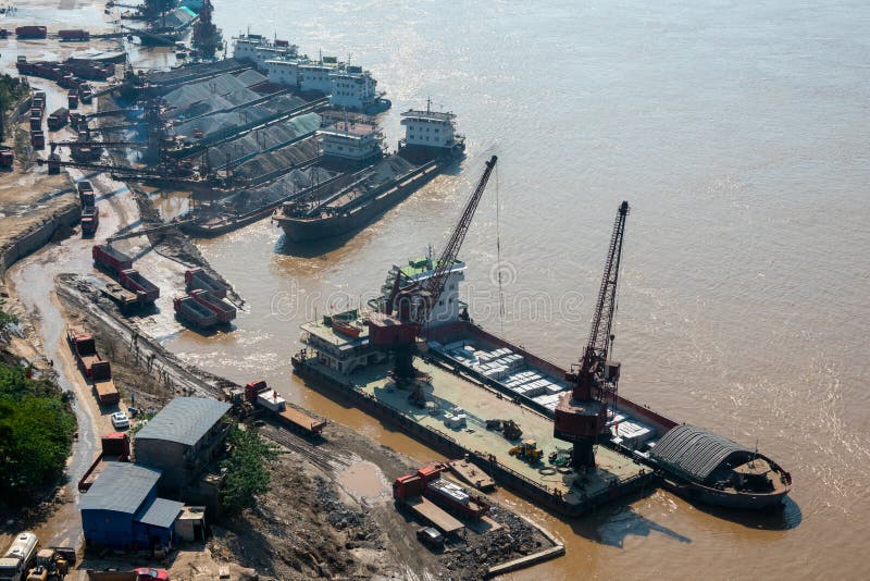 Cargo Ship Unloading on Yangtze River Under Blue Sky Editorial Image ...