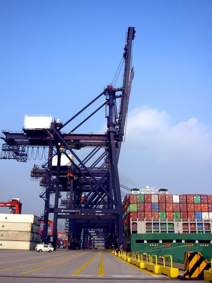 300+ Cargo terminal Free Stock Photos - StockFreeImages