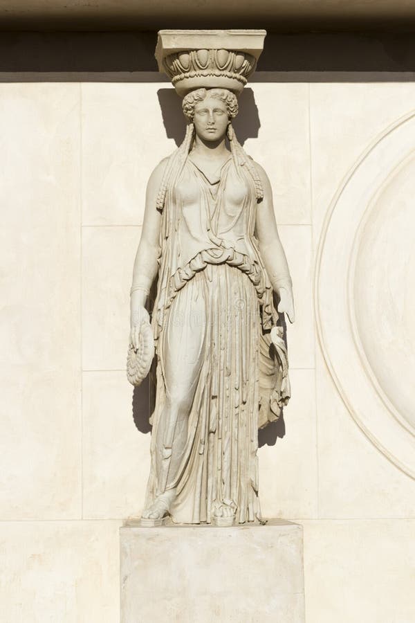 Cariátide En Museo Arqueológico Imagen de archivo - Imagen de famoso ...