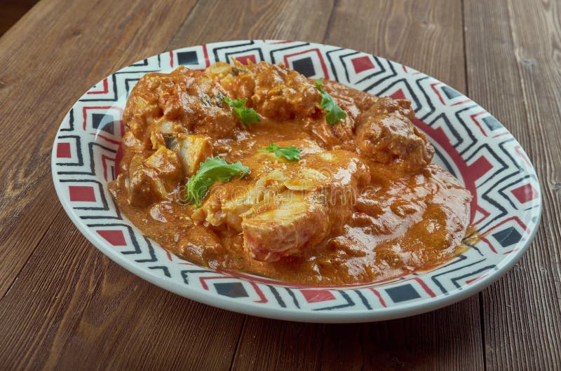 Cari De Poissons De Malvani Photo stock - Image du rustique, paume ...