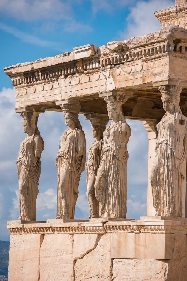 Cariatides d'Acropole photo stock. Image du cariatide - 130694486