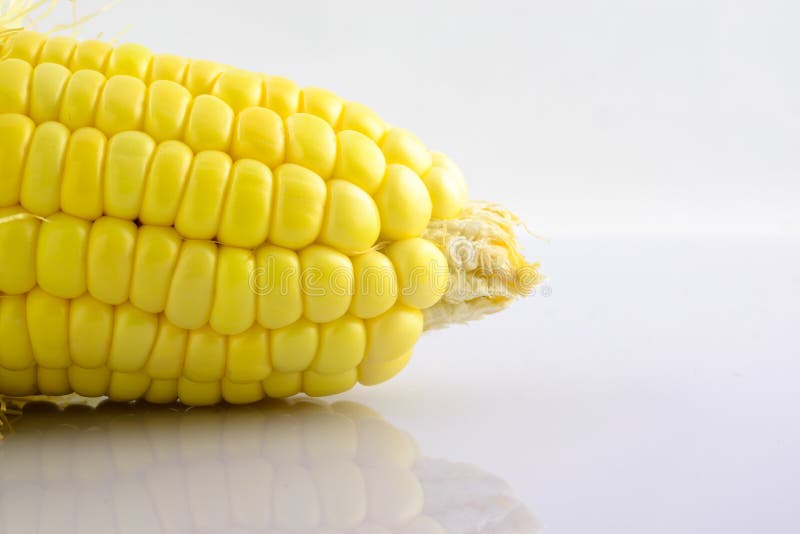 Cariosside Di Granoturco, Cereale Fresco Fotografia Stock - Immagine di ...