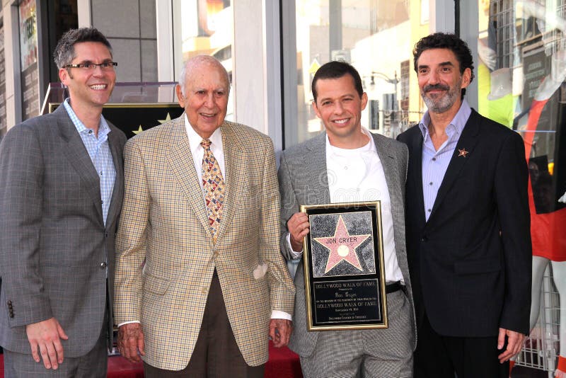 Carl Reiner, Chuck Lorre, John Henson, Jon Cryer Redaktionelles Foto ...