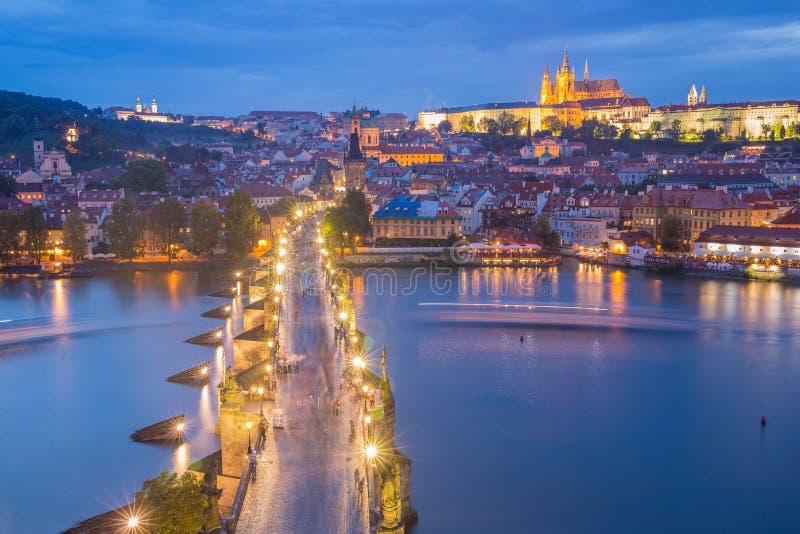Charles Bridge editorial stock photo. Image of nature - 48651993