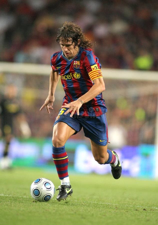 Carlos Puyol imagen editorial. Imagen de potencia, liga - 21684745