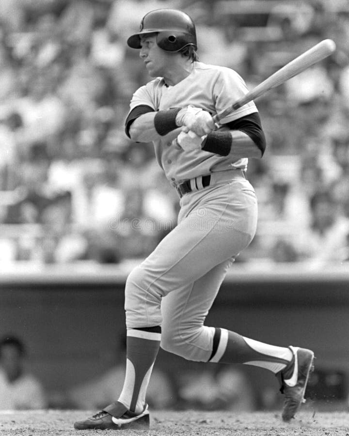 Carlton Fisk, Boston Red Sox Editorial Image - Image of equipment, pads ...