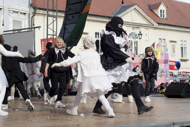 Carn editorial stock image. Image of croat, open, crowd - 29143819