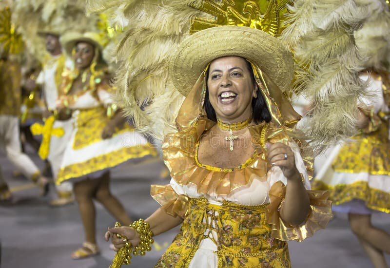 Carnaval Samba Dancer Brazil Fotografía editorial - Imagen de pluma ...