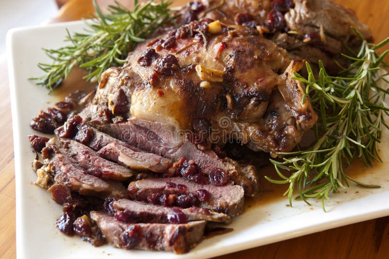 Carne Asada De Cordero Con Rosemary Imagen de archivo - Imagen de ...