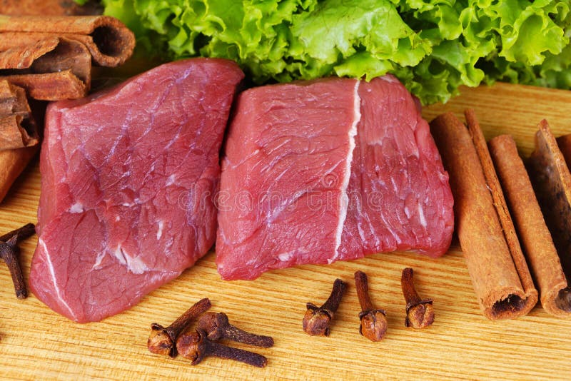 Carne fresca imagen de archivo. Imagen de comestible - 32412773