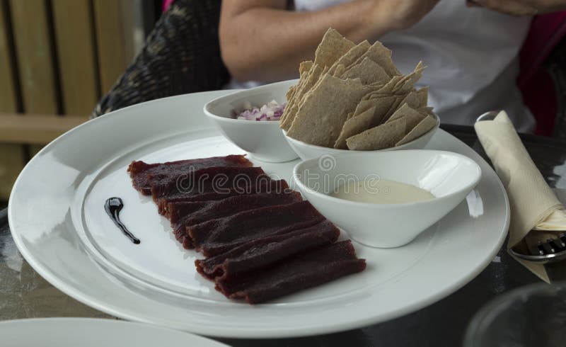 Carne Sin Procesar De La Ballena Foto de archivo - Imagen de crudo ...