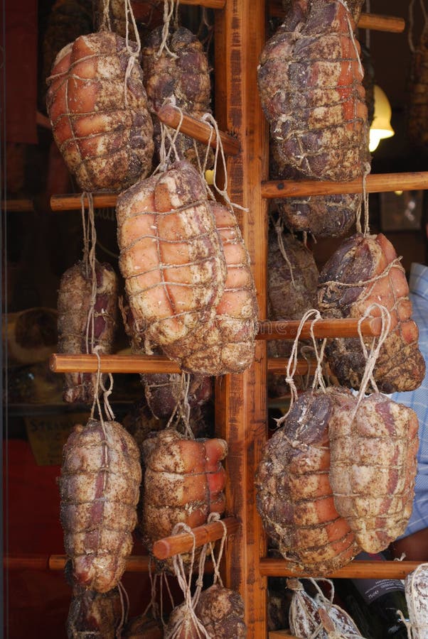 Carnes salgadas curadas foto de stock. Imagem de carniceiro - 6833578