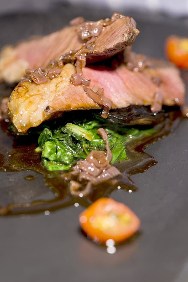 Carni - Bistecca Di Controfiletto Arrostita Fotografia Stock - Immagine ...