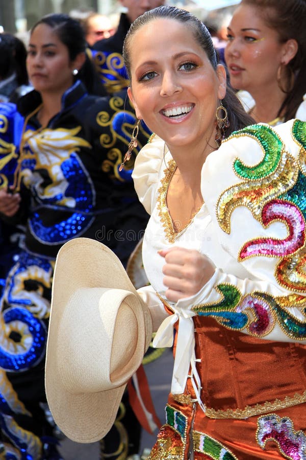 Carnival dancer editorial photography. Image of dancer - 19860277