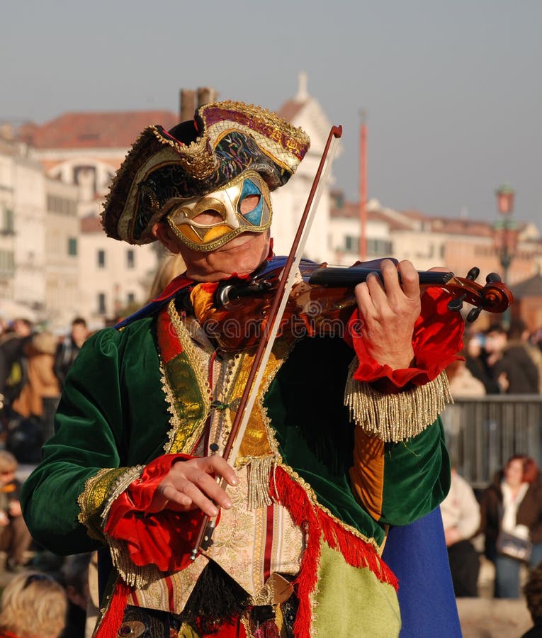Carnival Fiddle Player editorial photography. Image of plays - 8547982