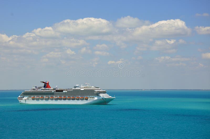 Carnival Splendor Cruise Ship at Sea Editorial Photo - Image of ...