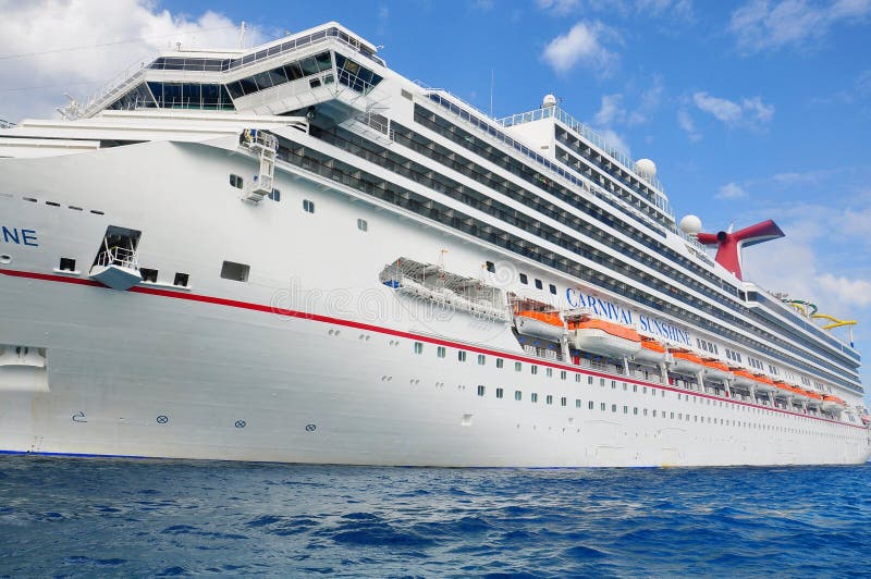 Carnival Sunshine Cruise Ship Editorial Stock Image - Image of lifeboat ...