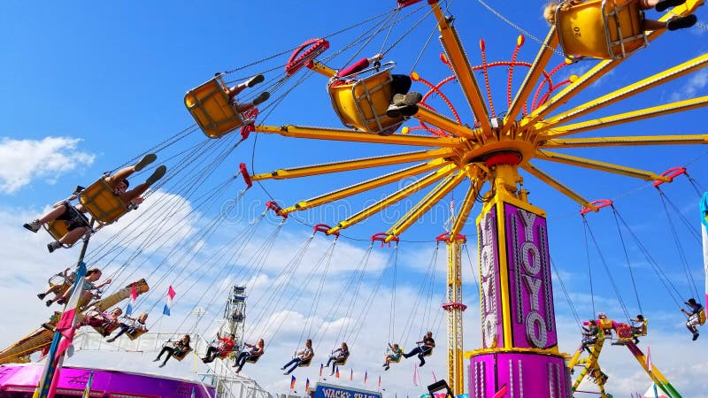 YoYo Carnival Ride at Walworth County Fair Editorial Stock Image ...
