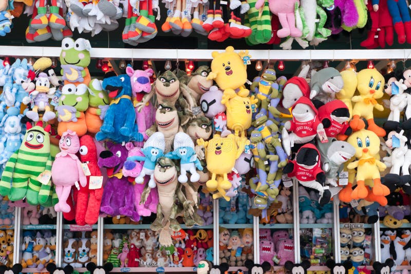 Stuffed Animal Prizes editorial stock image. Image of amusement - 43466119