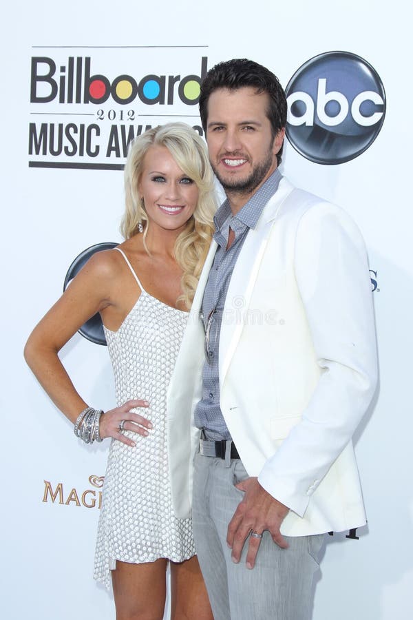 Caroline Bryan; Luke Bryan Arrives at the 2012 Billboard Awards ...