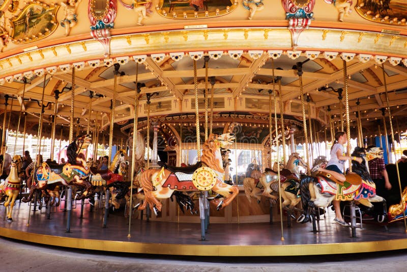 Carousel, Luna Park, Melbourne Editorial Photo - Image of attraction ...