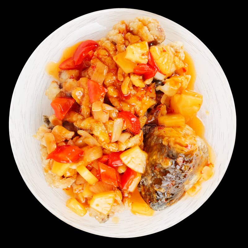 Carpa Frita En La Salsa Dulce-amarga, Aislada Foto de archivo - Imagen ...