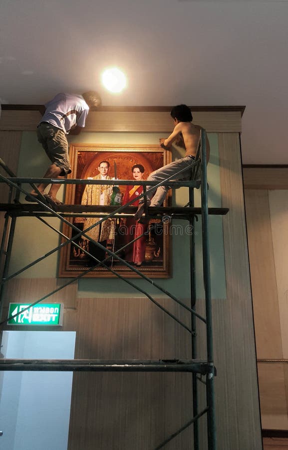 Carpenter Working on Wall Decoration Editorial Image - Image of wall ...