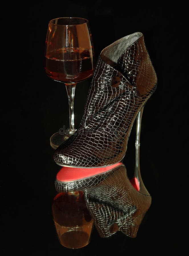 Carregadores do crocodilo foto de stock. Imagem de sapatas - 9190896