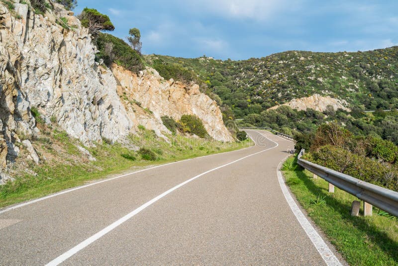Carretera con curvas foto de archivo. Imagen de recorrido - 40643082
