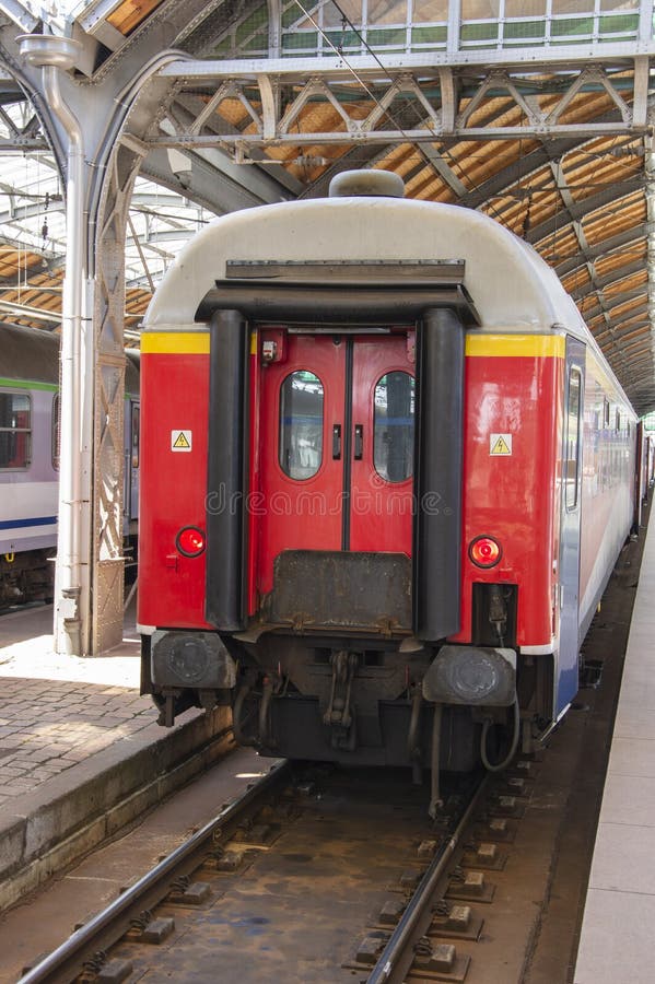 395 Modern Train Carriages Stock Photos - Free & Royalty-Free Stock ...