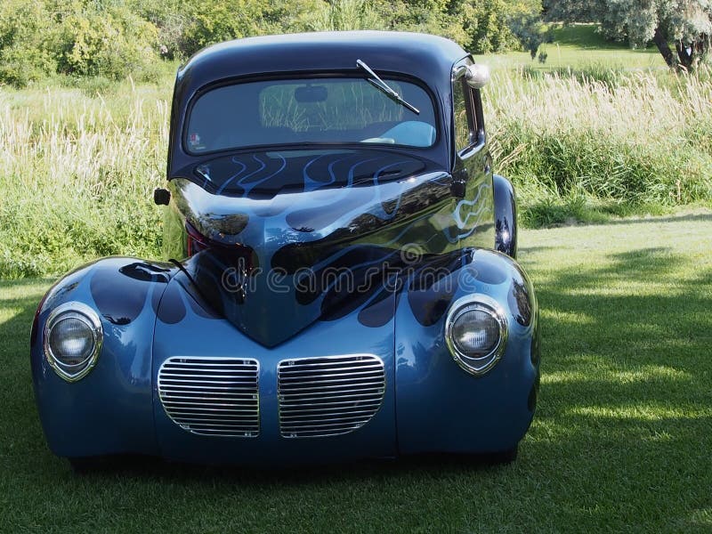 Ford antigo restaurado fotografia editorial. Imagem de passatempo ...