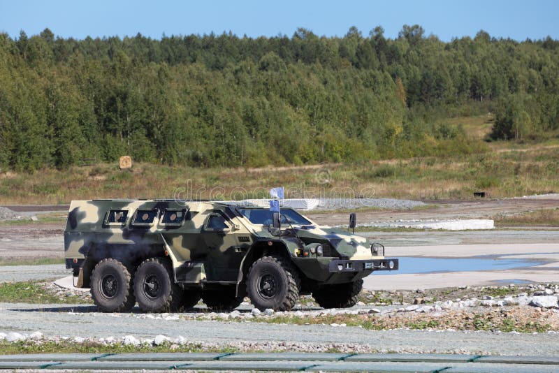 Carro blindado fotografia editorial. Imagem de russo - 29037777
