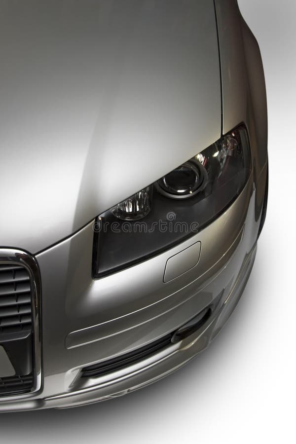 Carro de prata moderno imagem de stock. Imagem de mostra - 3691309