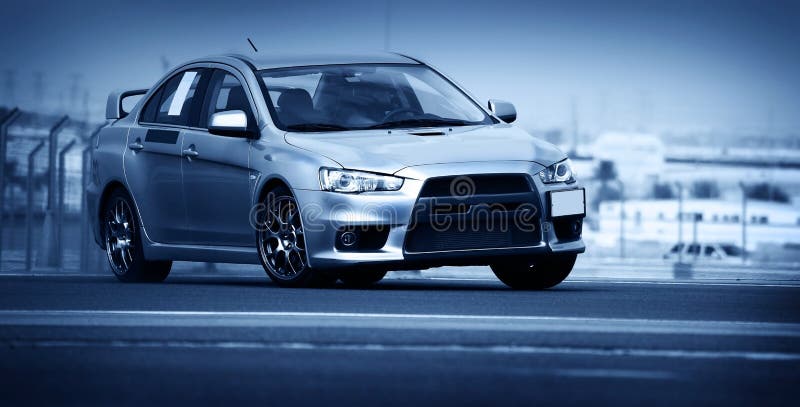 Carro desportivo de prata foto de stock. Imagem de motor - 17953018