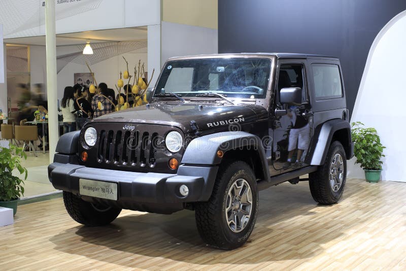 Carro do wrangler do jipe fotografia editorial. Imagem de futuro - 35265122