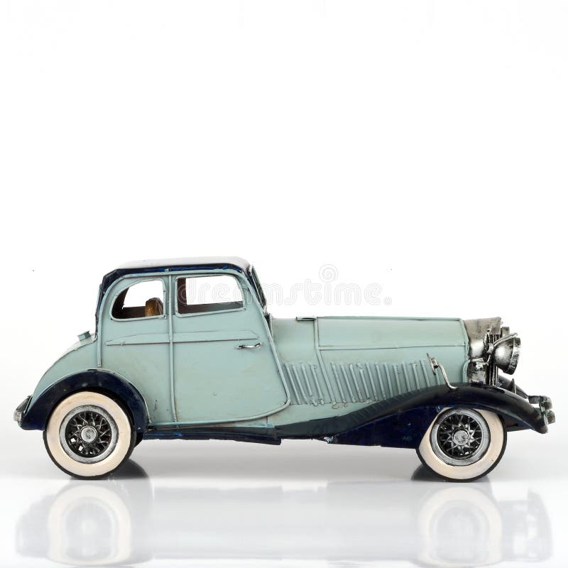 Carro velho foto de stock. Imagem de velho, carro, cromo - 9539856