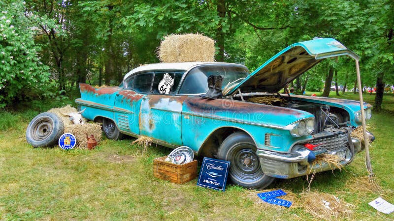 Carros velhos foto de stock editorial. Imagem de velho - 57225173