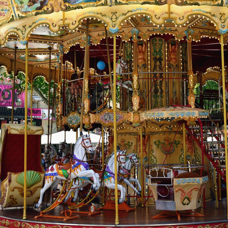 Photos de Carrousel D Avignon - Photos de stock gratuites et libres de ...