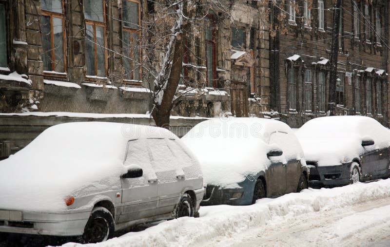 Cars Covered with Fresh Snow Stock Image - Image of cityscape, heap ...