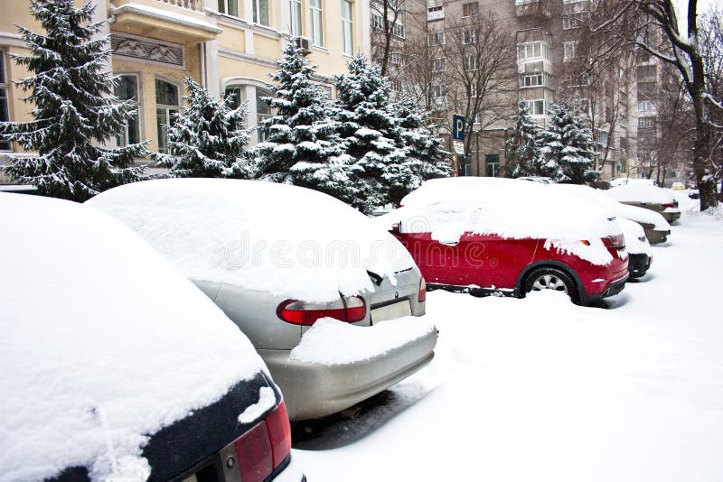 Cars covered with snow stock image. Image of snow, motionless - 29978789
