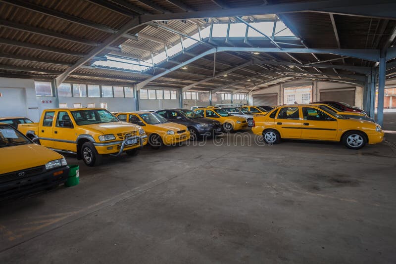 Car Action Warehouse editorial photography. Image of public - 29806472