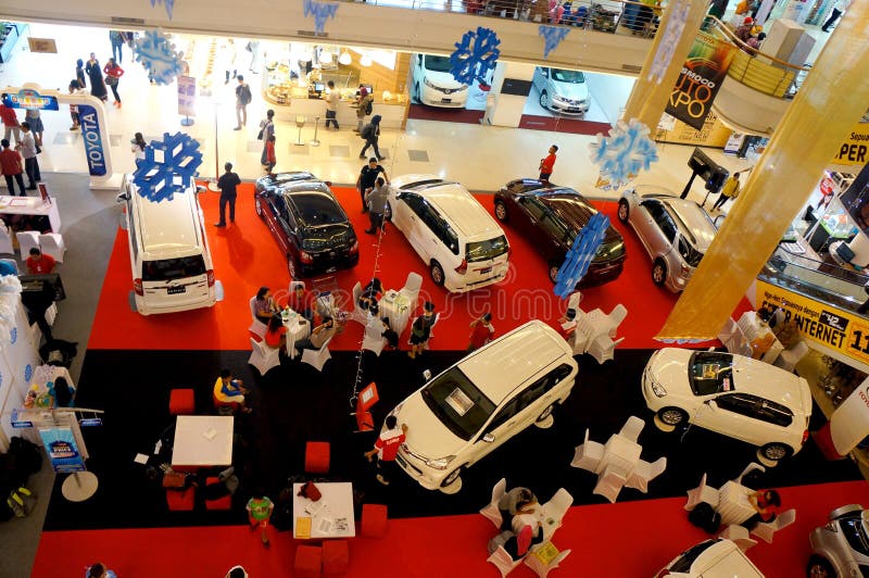 Cars show editorial photography. Image of mall, display - 47945967