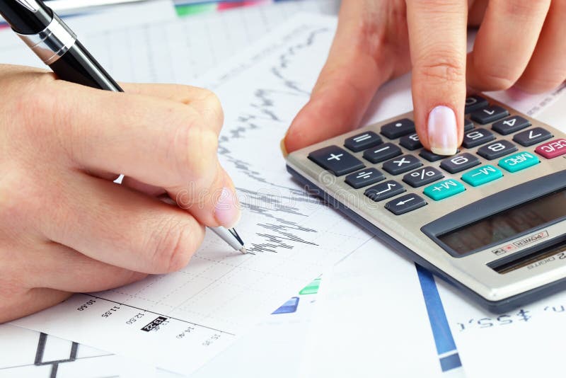 Cartas financeiras foto de stock. Imagem de investimento - 18471808