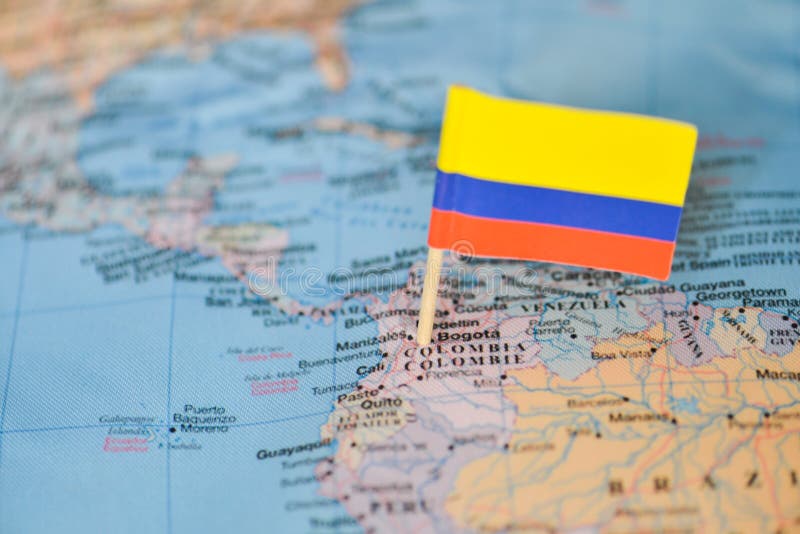 Goupille De Drapeau De La Colombie Sur La Carte Du Monde Photo stock ...