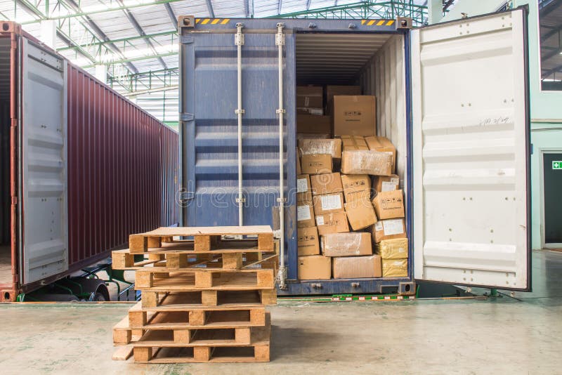 The Cartons with Loading Out of Container Stock Photo - Image of crate ...
